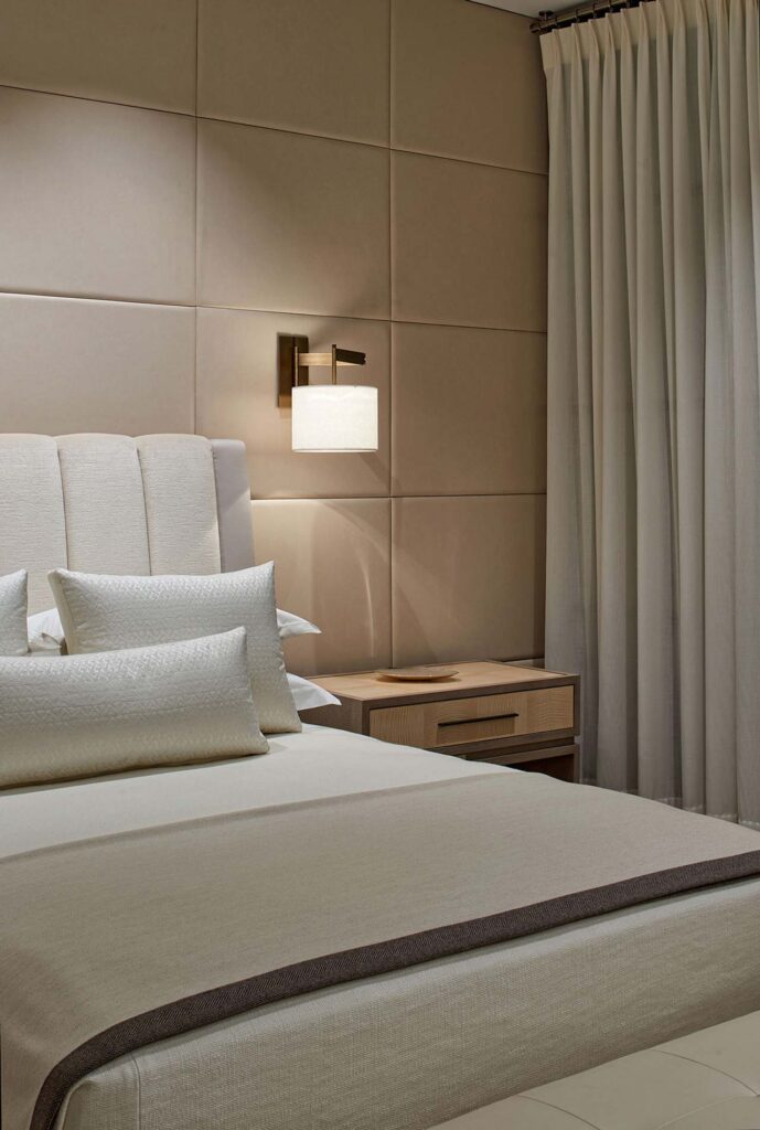 Textiles - Thomas Lavin